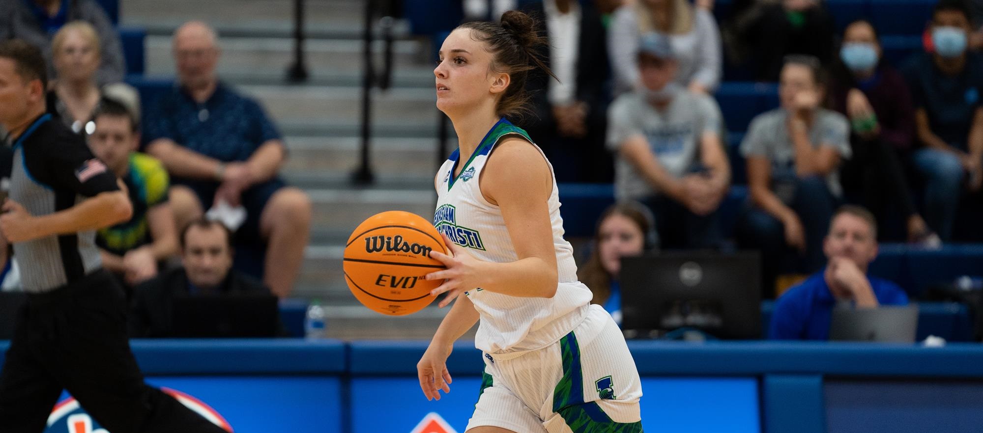 Violeta Verano cau a la primera ronda del “March Madness” - L'Hdigital