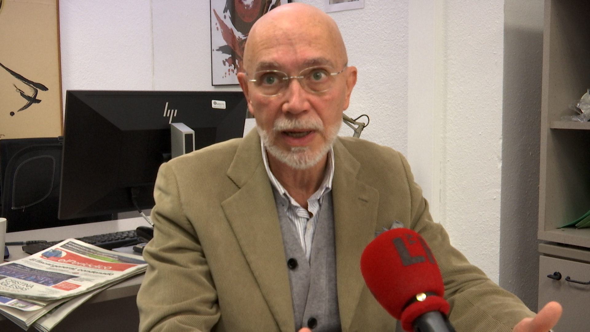 VOX vol limitar l’ús del vel islàmic en edificis i espais públics de la ...